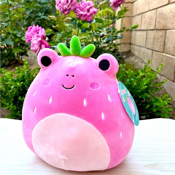 Squishmallows | Toys | Adabelle The Strawberry Frog Squishmallows 8 Nwt ...